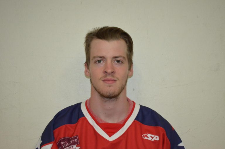 Marc-André Therrien reçoit la troisième étoile de la LHSAAAQ - L’Écho ...