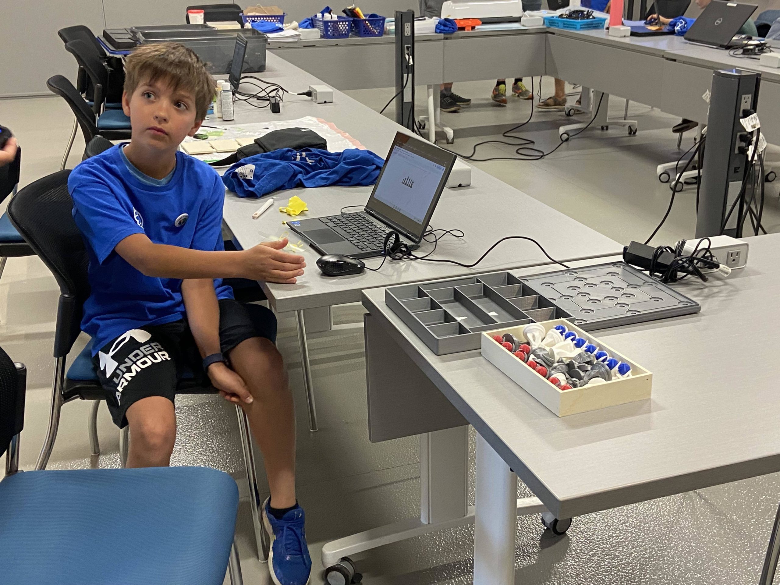 Onze élèves doués explorent la richesse du numérique au Digihub - L’Écho de la Tuque